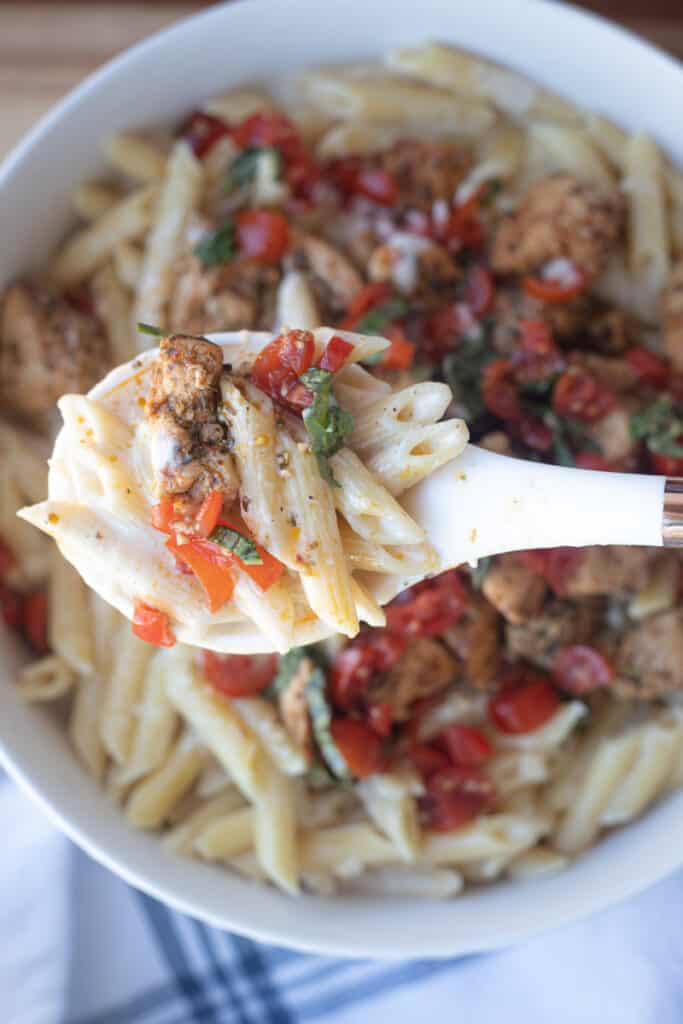 Copycat Applebee's Three Cheese Chicken Penne - The Hangry Economist